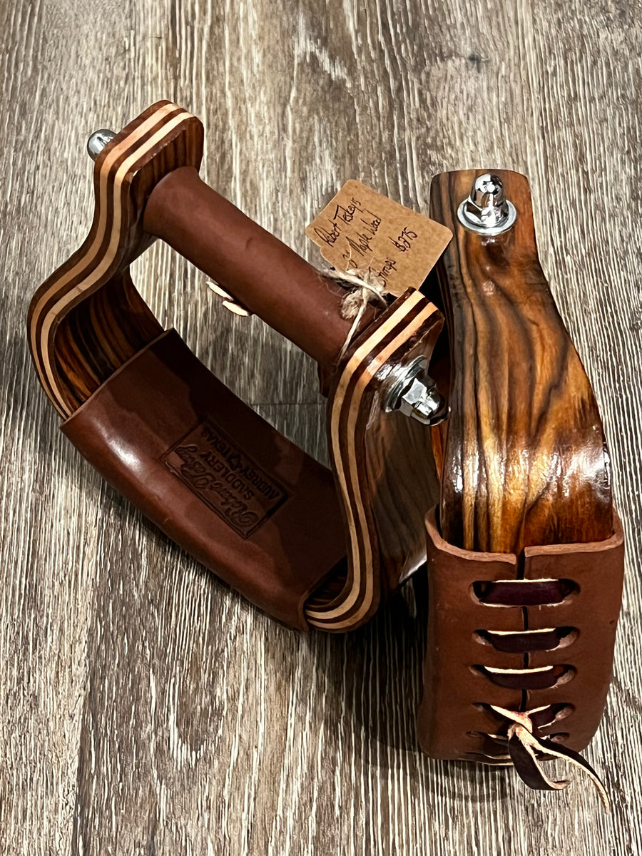 Robert Teskey’s 2” Maple Wood Stirrups – Classy Concho