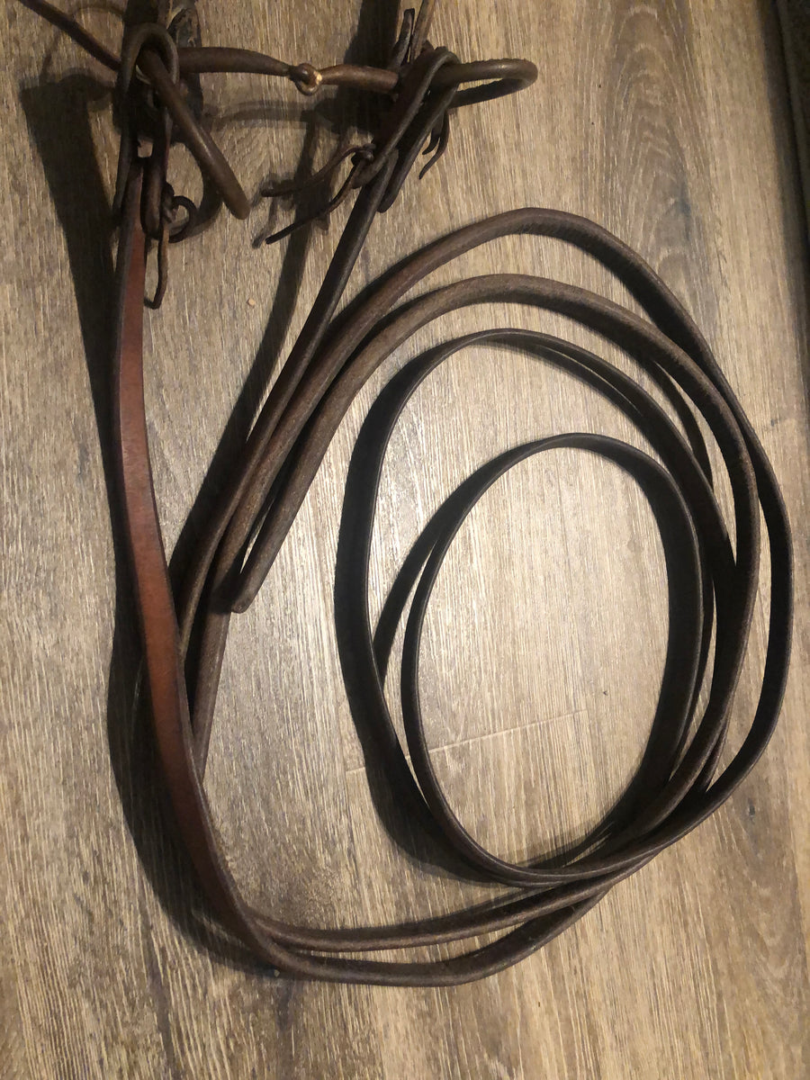 Vintage Weighted Split Reins – Classy Concho