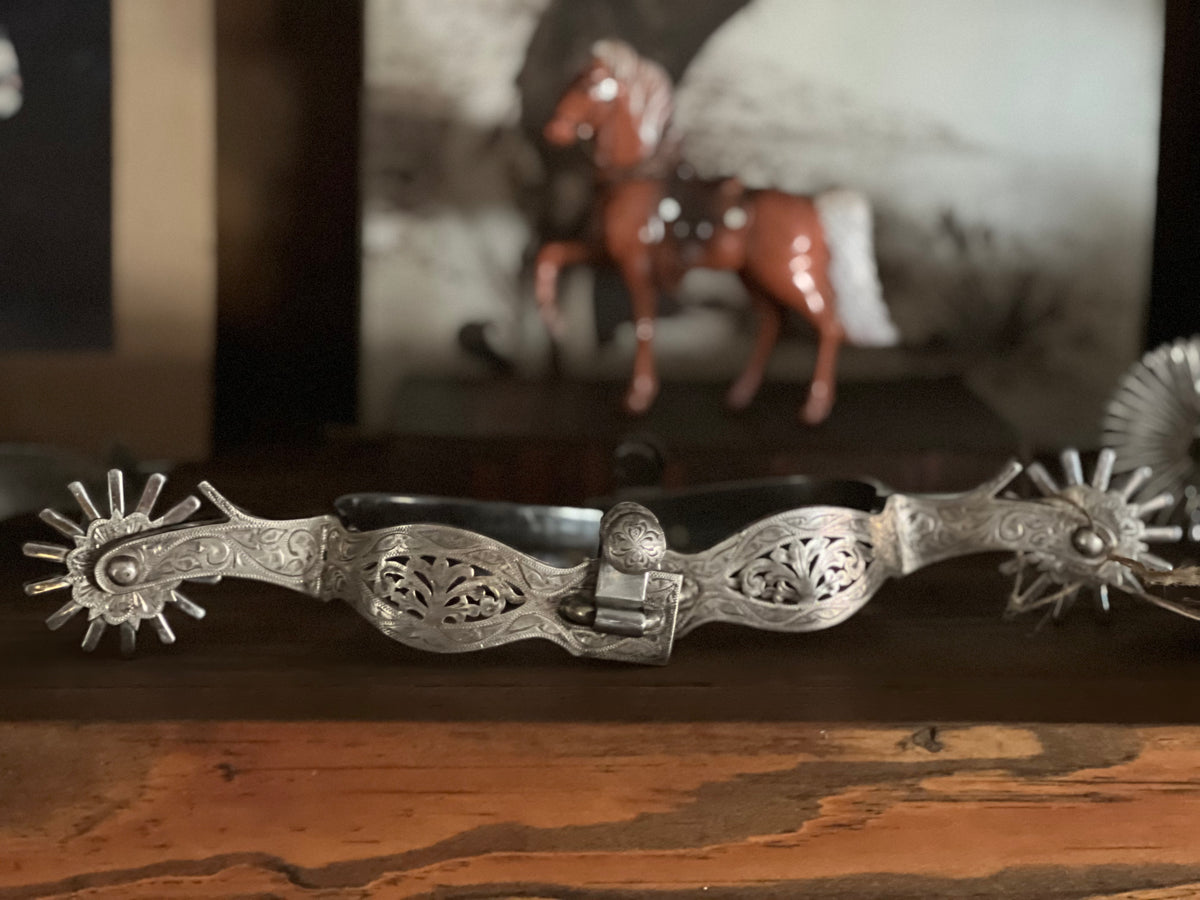 FLEMING Marked Filagree Spurs – Classy Concho